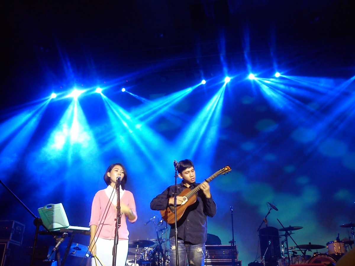 MLDSPOT | Banda Neira: Band Indie Modal Iseng dan Nekat