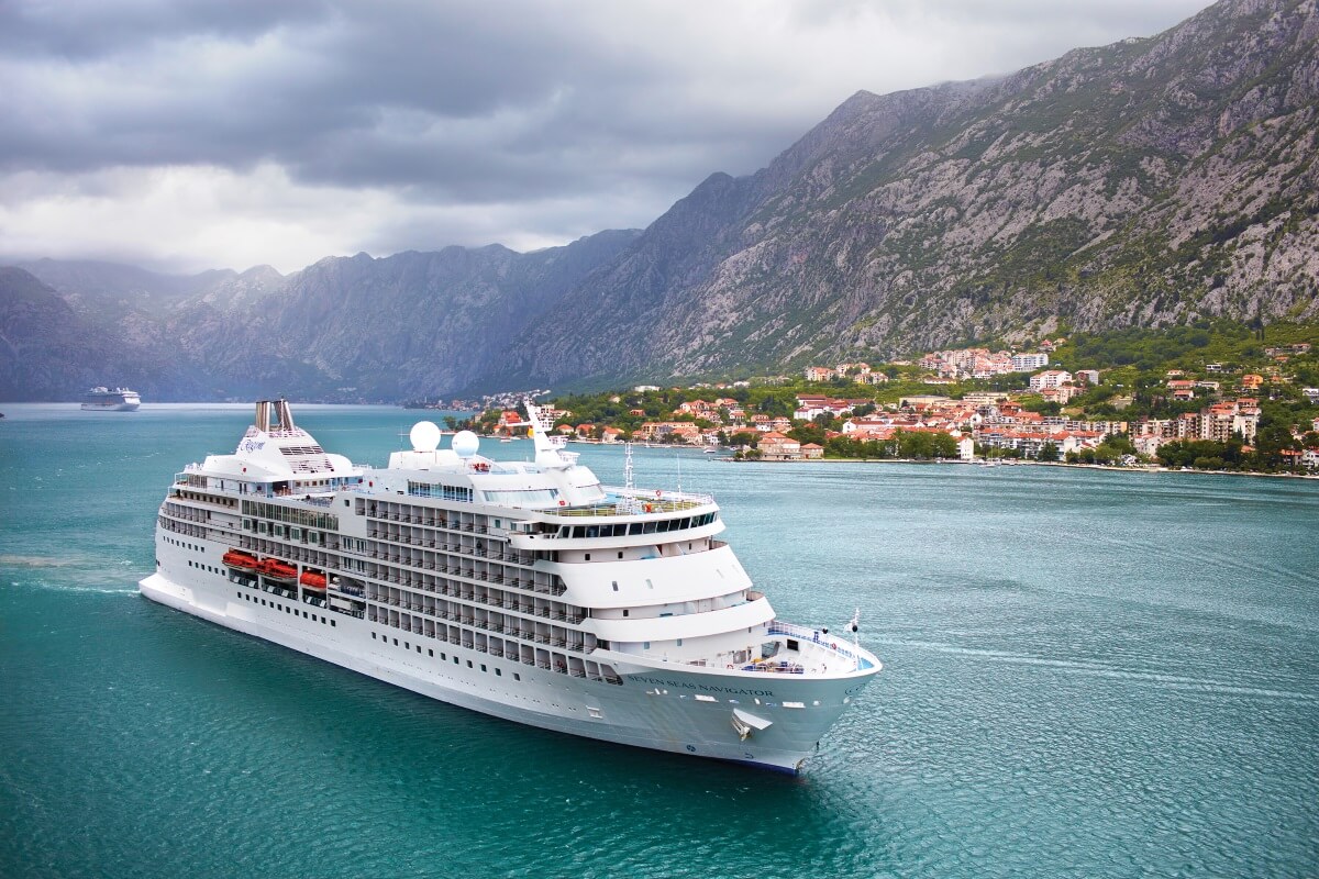 MLDSPOT | Cruise Trip Terbaik di Dunia