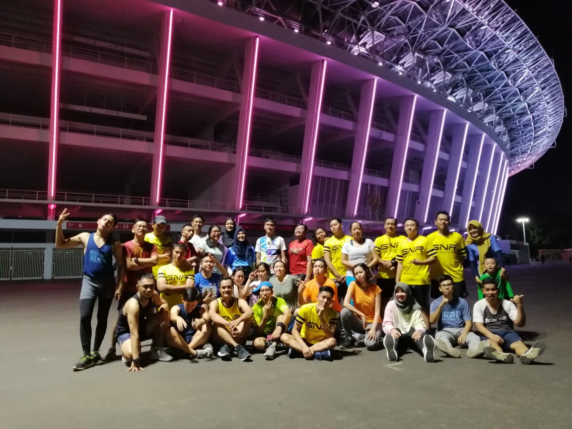 MLDSPOT | Lari di Malam Hari bersama GBK Night Run