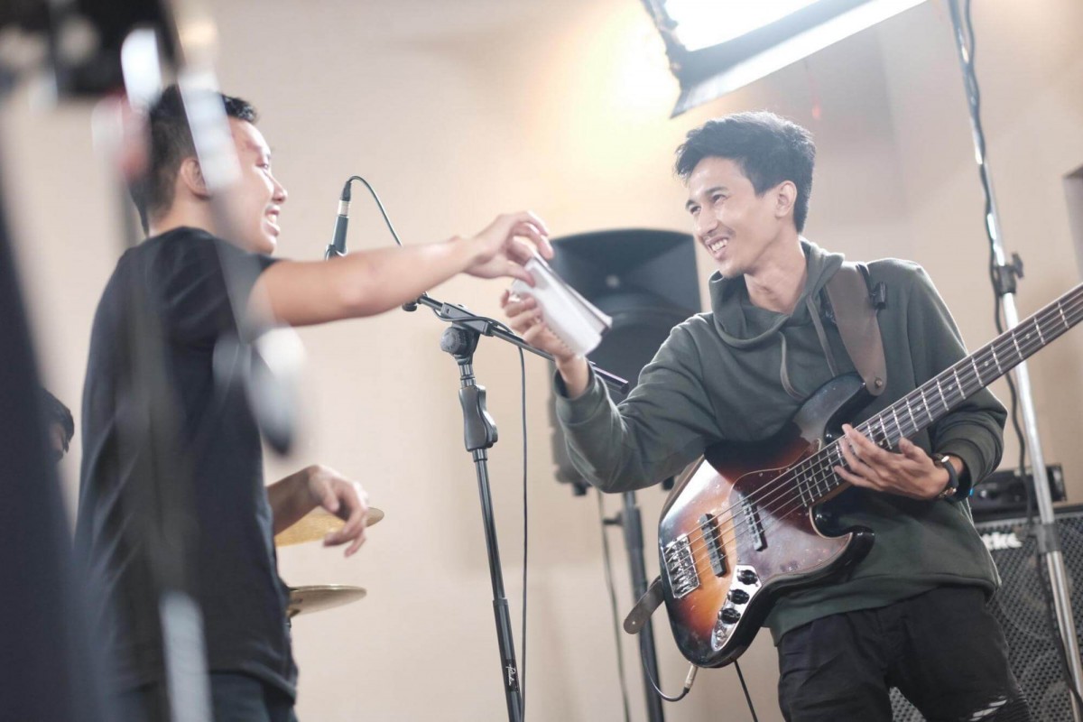 MLDSPOT | Menaklukan Aransemen Ronald Steven Dalam Hitungan Jam