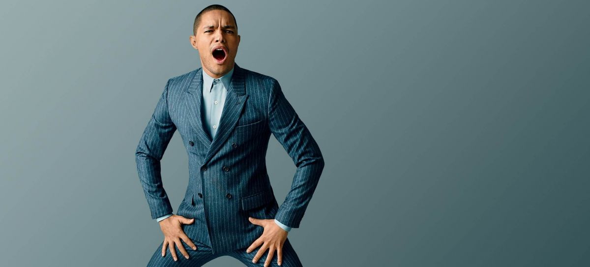 MLDSPOT | Panduan Pakai Jas Tanpa Dasi Agar Terlihat Cool