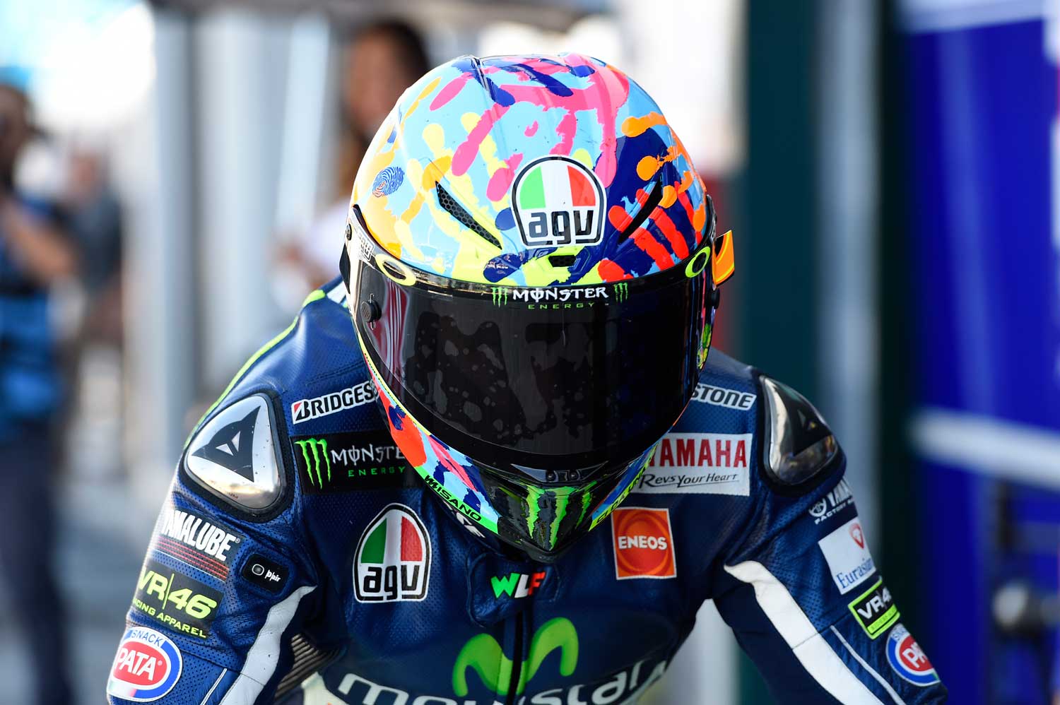 MLDSPOT | Ternyata Ada Helm Buatan Indonesia yang Dipakai oleh Rider MotoGP