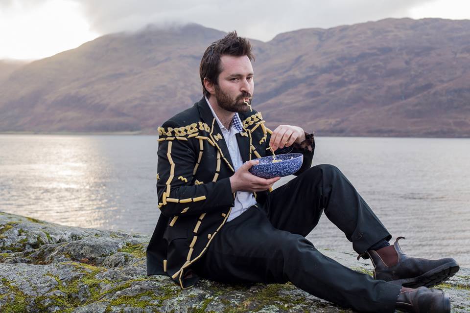 MLDSPOT | Tom Rosenthal, The King of Folk Music