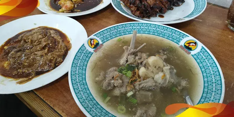 MLDSPOT | Tempat Sop dan Soto Legendaris di Tebet, Wajib Coba!